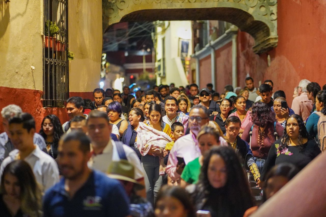 Viven 200 personas la Callejoneada Incluyente en Guanajuato Capital ...
