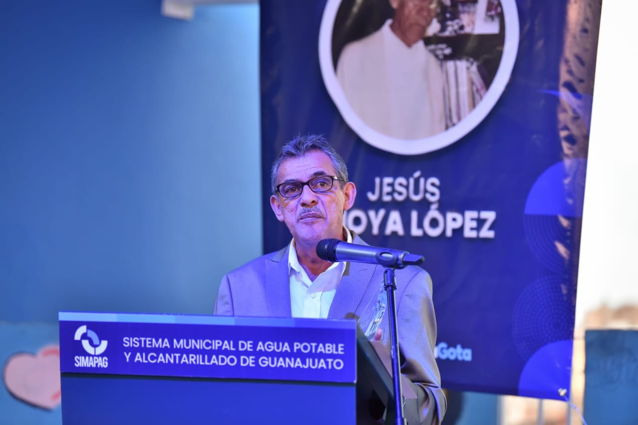 Entrega Navarro “Llave de Plata” a Paso de Perules y rinde homenaje ...